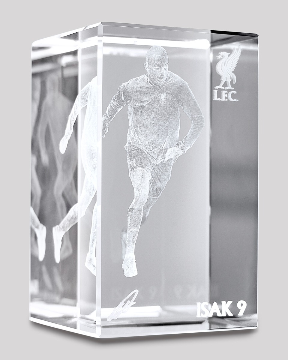 LFC Alexander Isak Glass Cube